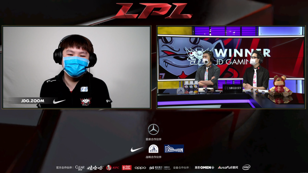 JDG豪取六连胜赛后采访zoom：常规赛MVP帮帮我们看宝！