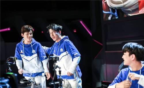 五五开黑节名单出炉，AG，e星各三人，QG只有刺痛，真不带fly玩了？