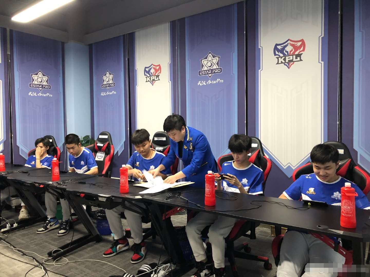 世冠名单已定，QG、AG和eStar均有变数，“御三家”崛起大有可能！