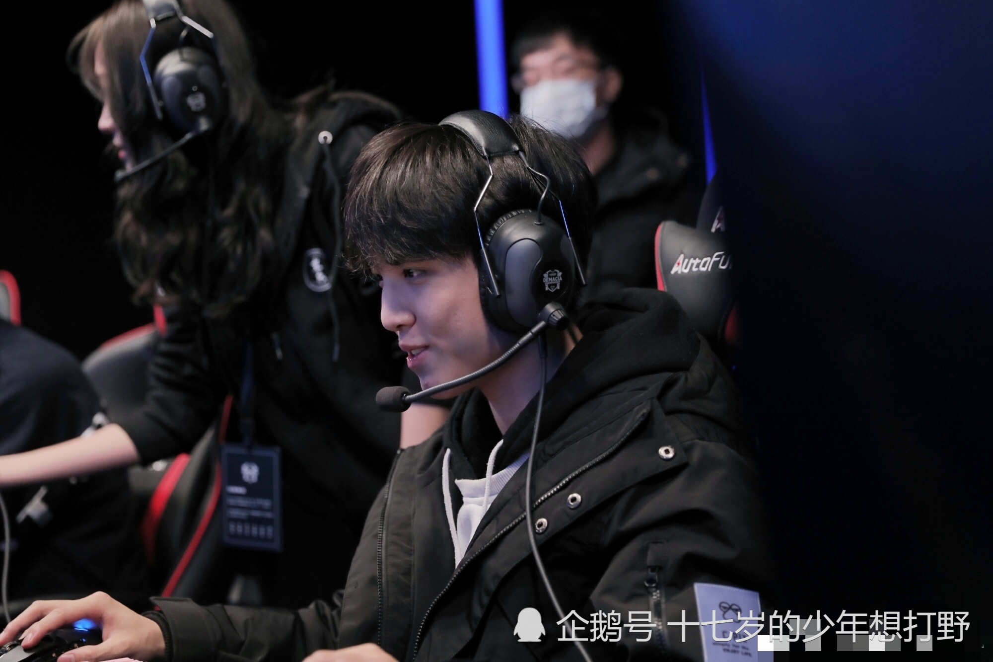 怒气值100的小龙堡多猛？59杀屠天梯，RNG获得“隐形加持”！