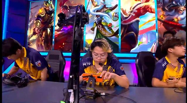 MTG零封GKY进入总决赛，将和AGY会师，世冠全主力剑指冠军