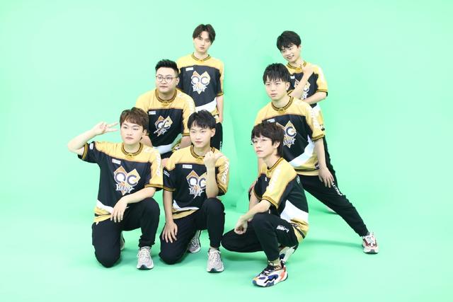 QG.giao和770双排，训练赛被妖刀换下，临阵换将，QG要坚定野核