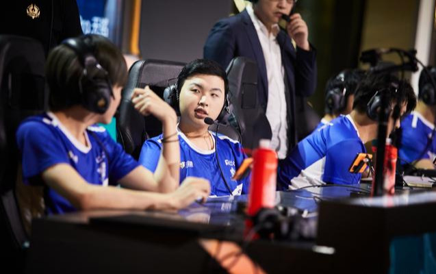 estar.alan堪称暖男，赛中语音是为了安慰诺言，气氛担当很关键