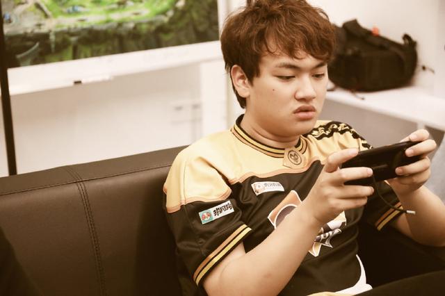 QG刺痛一己之力拉高虞姬胜率，50％输出无缘MVP，得罪导播了？