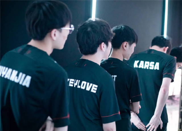 LPL最强的3位中单是谁？左手这次改口了，不提自己也没有说小虎