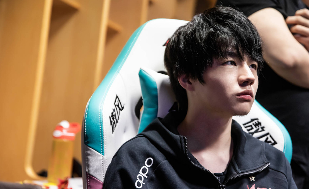 FPX惜败IG无缘S赛后 冠军辅助Crisp首度发声