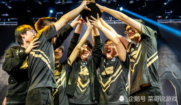 uzi号称永远的真神，为什么打G2时心态会崩？老粉丝都了解！