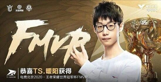 KPL开赛海报被“御三家”统治，猫神不打比赛也是C位，TS毫无排面