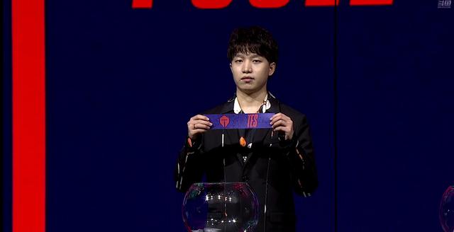 又在毒奶！UZI点评S10分组情况：D组神仙打架，A组G2肯定进入八强