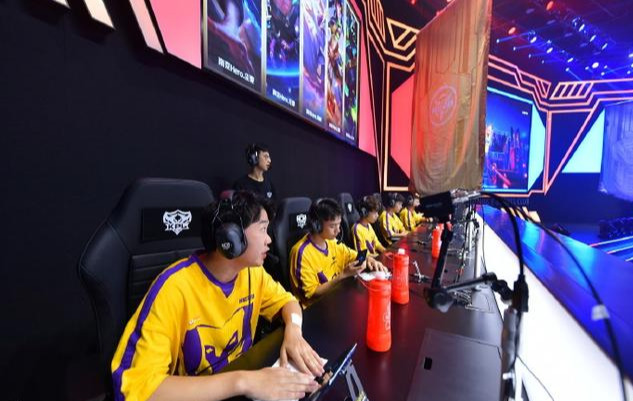 KPL揭幕战：TTG让二追三，九尾再现天秀露娜，梦奇时隔291天再登场