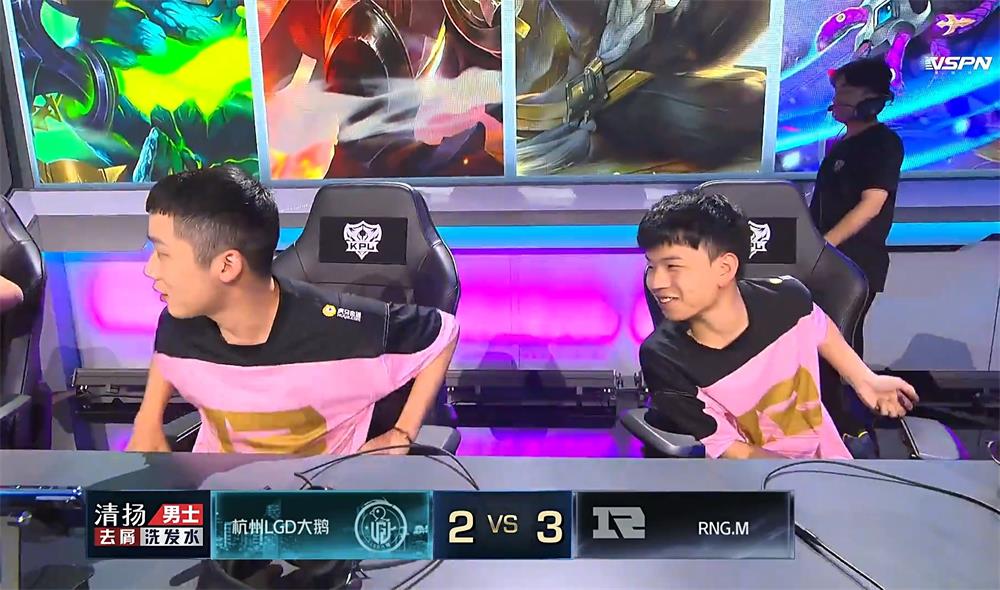 RNGM换人三连胜，LGD换人三连败！暴风锐笑得很开心，一梦自闭了！