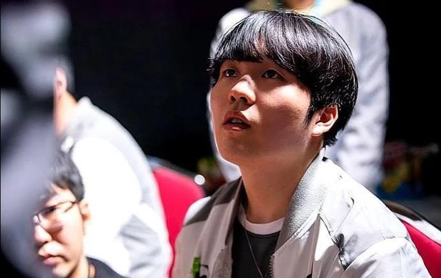 LGD麦克风引网友深思，如果Rookie有兮夜这性格，IG也不至如此！