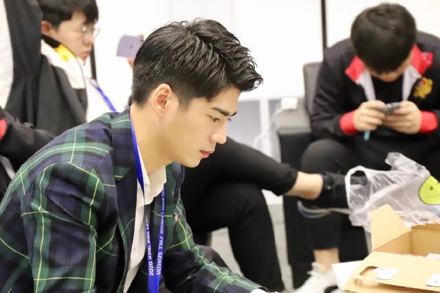 王者荣耀：DYG再度碰撞WB.TS！鹿死谁手？关键还看“暖阳”！