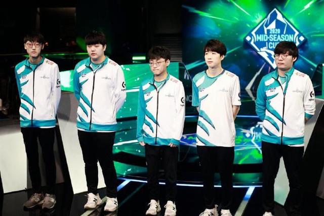 Doinb也开始吹韩国队了？坦言DWG肯定会进决赛，LPL队伍要避开它