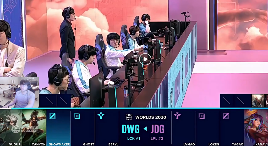 虎牙S10：姿态复盘JDG与DWG首次交手，发现绿毛被“罚站”后懵了！