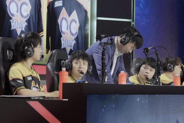 QG获胜小眼睛兄弟功不可没，刺痛四保一无压力，Fly对抗路无敌了