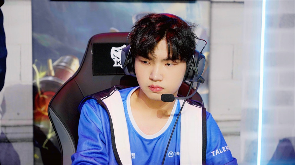 KPL第五周最佳：AG和VG各有两人上榜，久诚成为DYG代表！