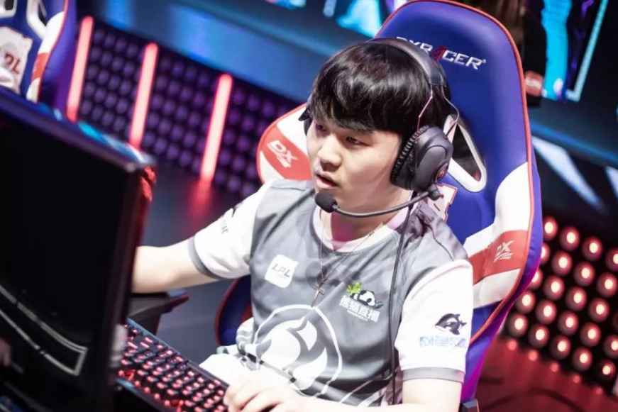 The shy和Rookie将在明年退役，明年的IG将何去何从？