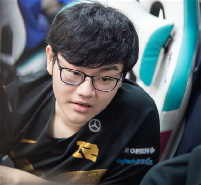 karsa发文告别S10，只有一位RNG队员留言，内容让粉丝脸色一变