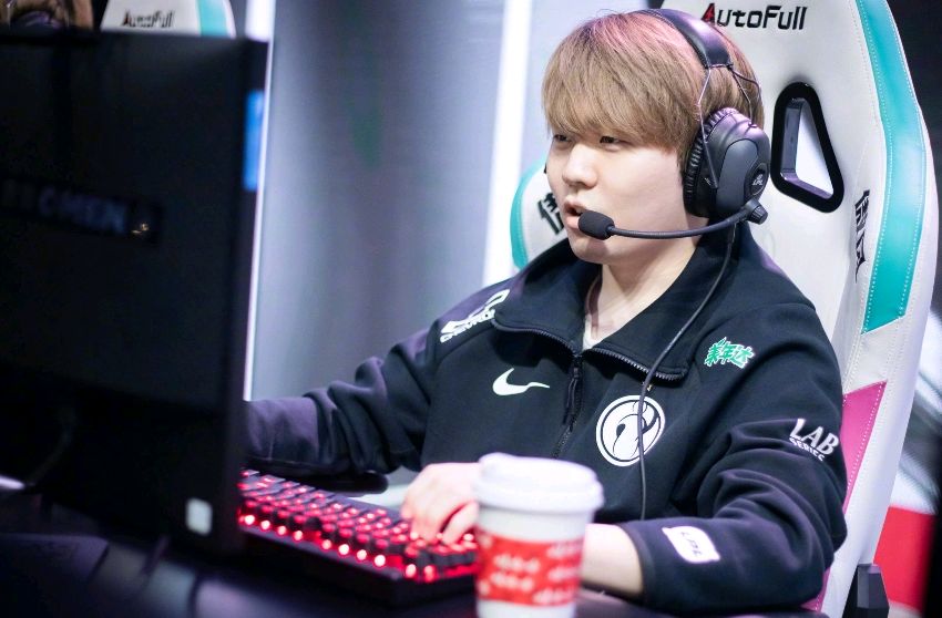 Rookie首谈退役：S11只是合约到期 不确定会不会留IG