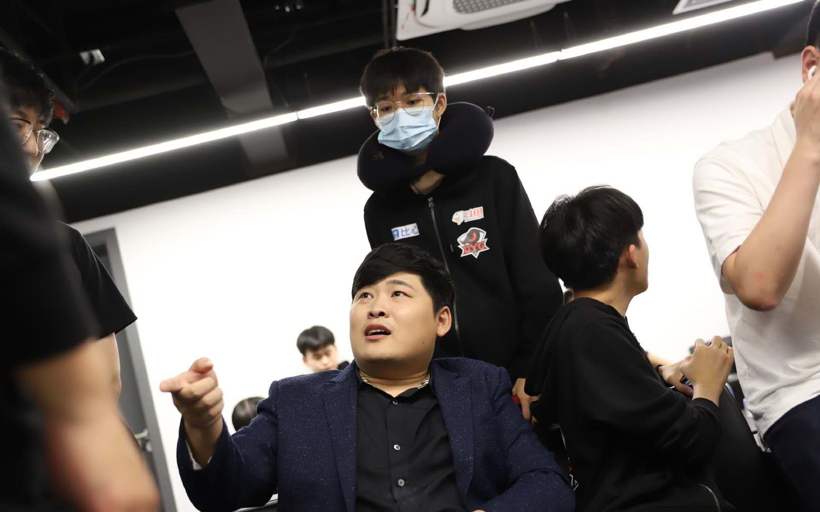 AG3-0零封DYG，月光“嘲讽”SK：他还需要成长，体会被支配的恐惧