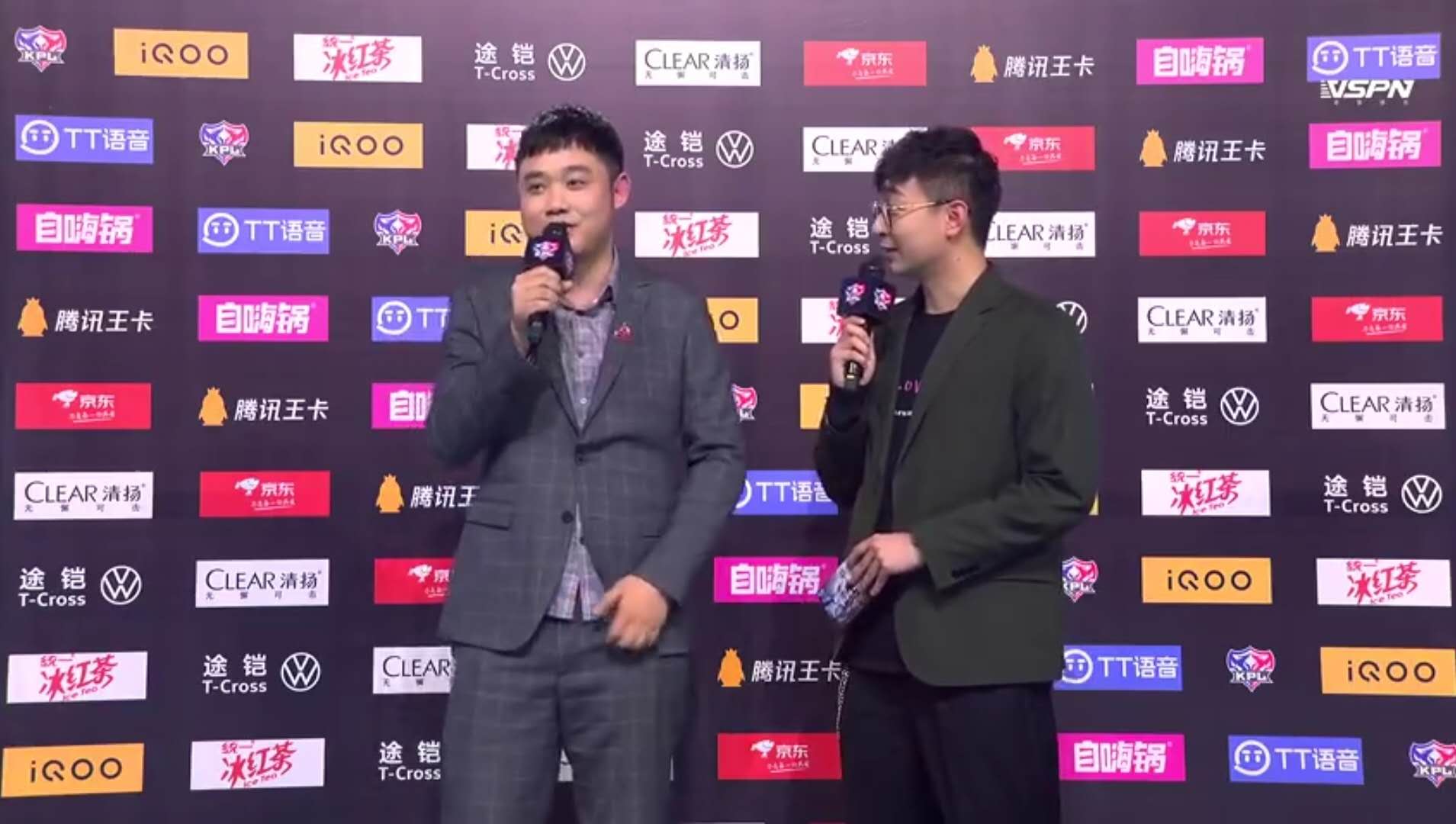 AG3-0零封DYG，月光“嘲讽”SK：他还需要成长，体会被支配的恐惧