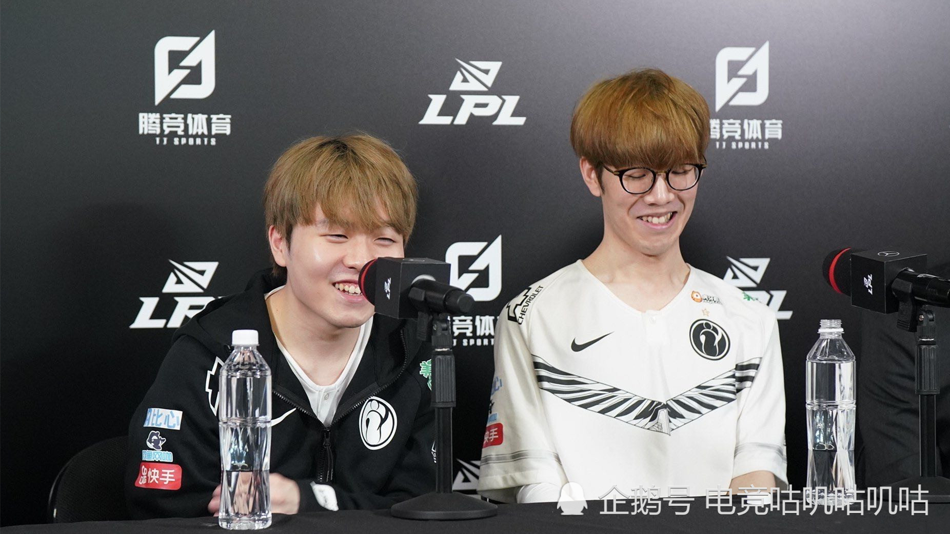 Uzi和Rookie甜蜜双排，王思聪现身送礼，网友：定金已付