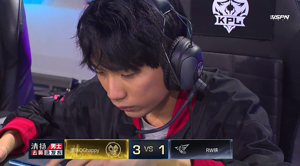 RW无缘季后赛和冬冠，刺痛已成QG“二把手”！剑豪：无脑打架走不远