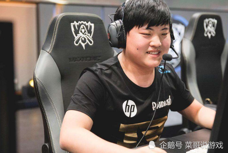 同样是lol最强操作，UZI的VN封神战与Faker的劫哪个难度更大？