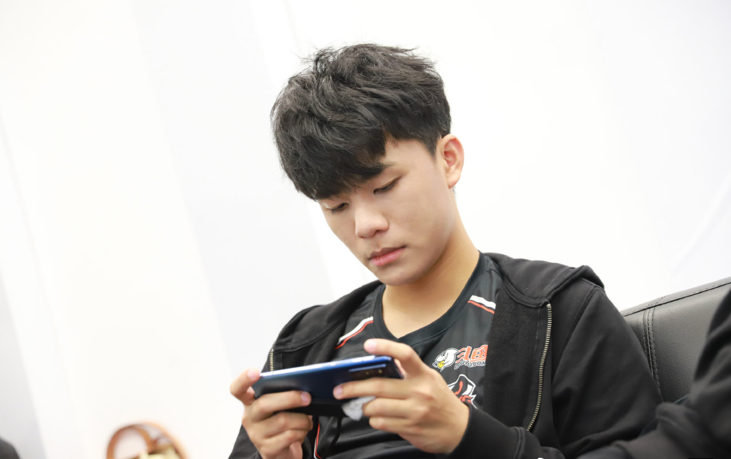 Hero/DYG启用新选手势头如此之猛，其他战队为何不加以效仿？