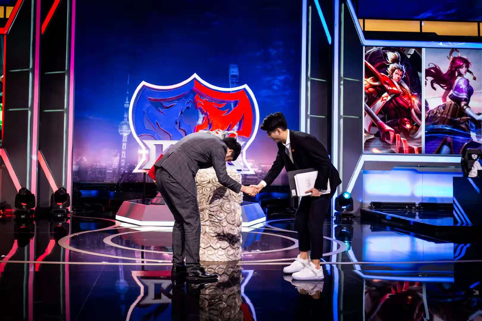 TS临阵换帅，kear重执教鞭！欲报被AG两次零封之仇？月光要当心了！