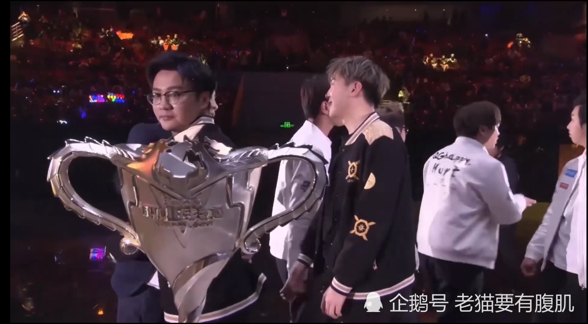 盘点KPL泪目瞬间，阿泰回头、梦泪下场、AG降级、仙阁谢幕……