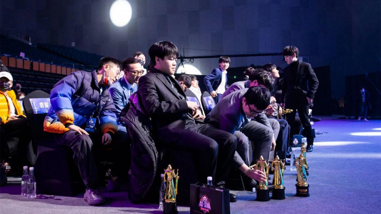 继ES和DMO之后，SN也将出售LPL名额，战队名也会改变