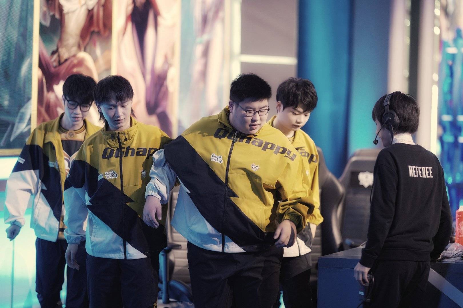 小胖力挽狂“澜”，Fly0-4却很“妙”，QG4-3惊险击败RNG！