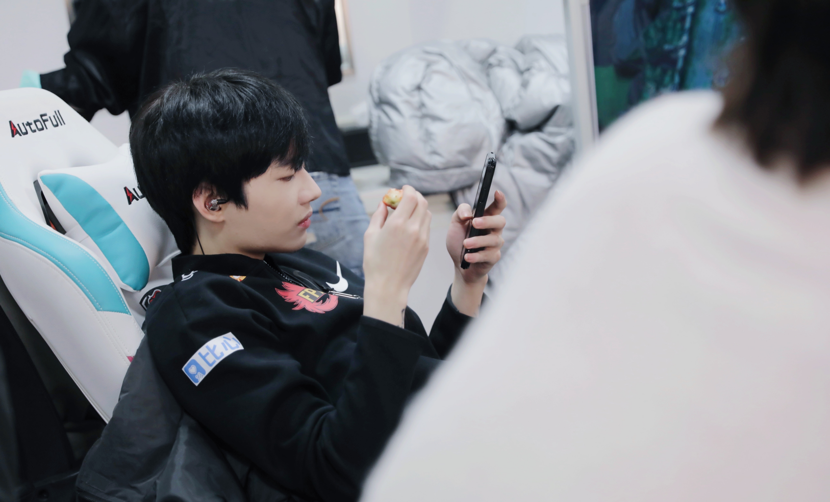 炼狱扳机扣人心弦，FPX斩获五连胜登上榜2！LWX：叫我24小时战神