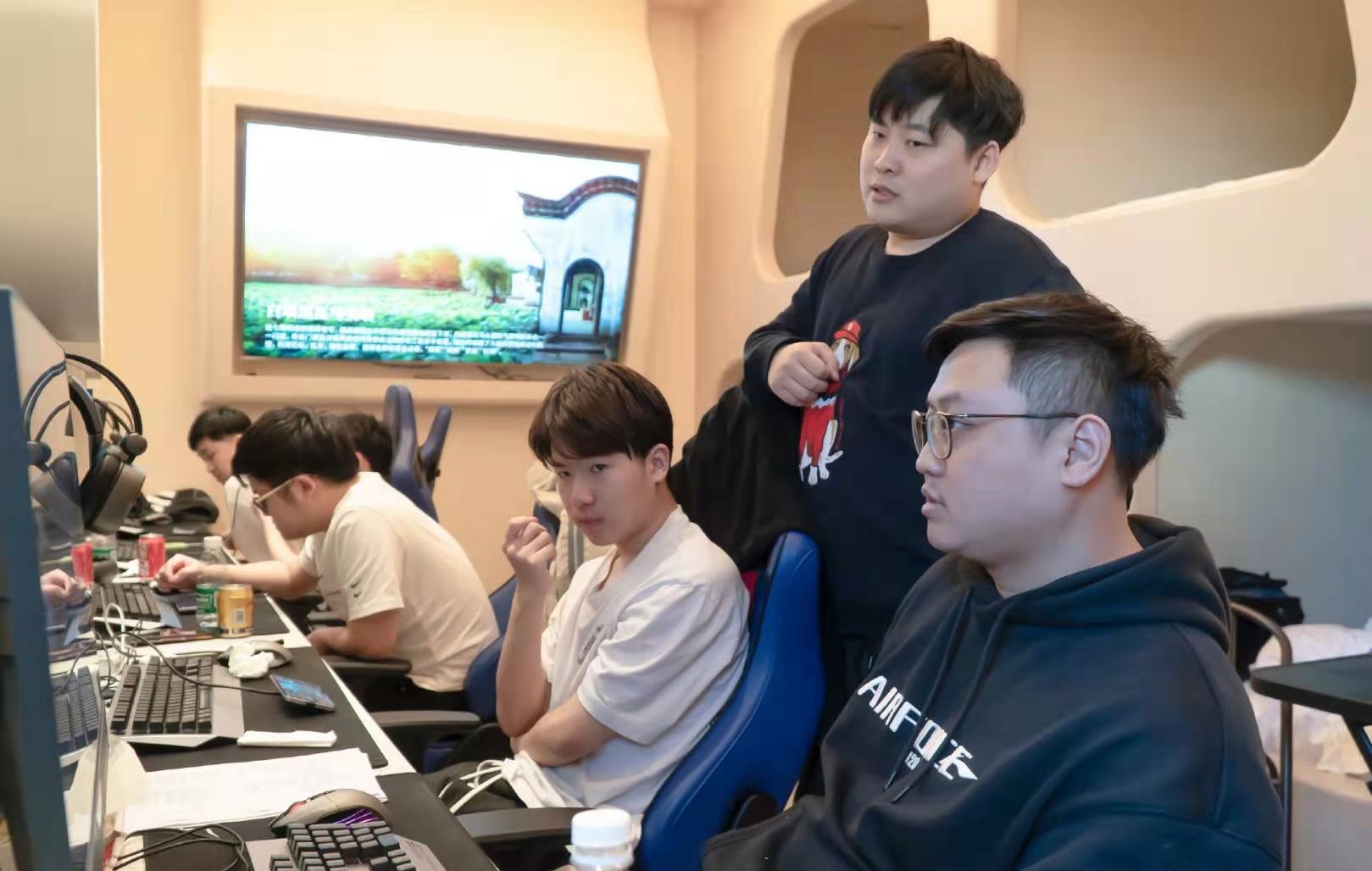 KPL大“洗牌”：16支队伍超30人成功转会，AG新添5“悍将”！