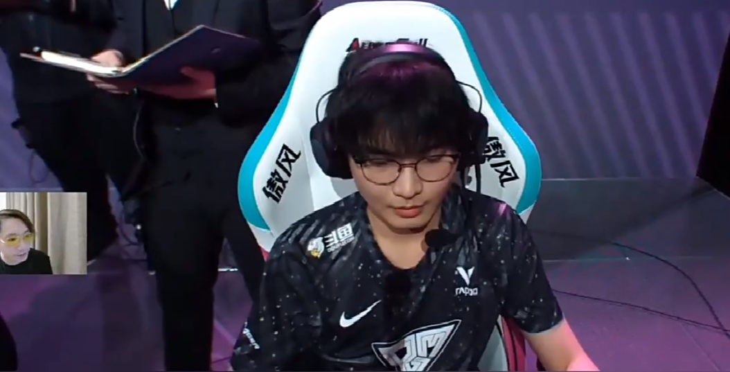 峡谷晚报：shy哥赛前狂练大乱斗、PDD再度长文回应风波