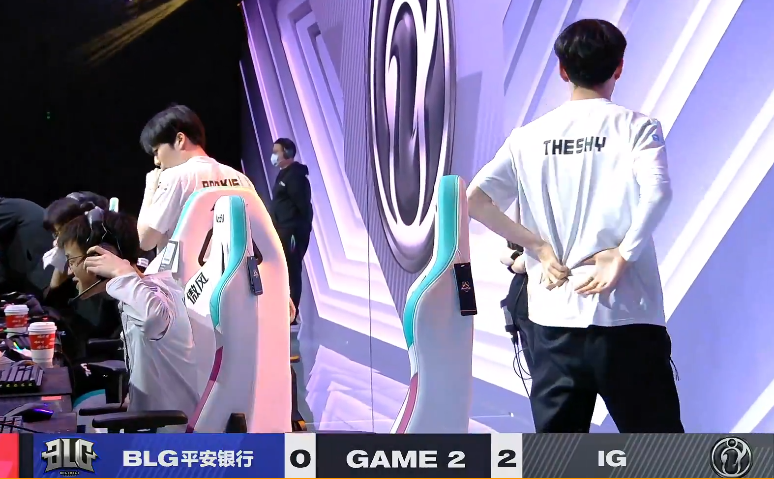网友热议IG战胜BLG：仁川人集合一场散一场，搁这练操呢？