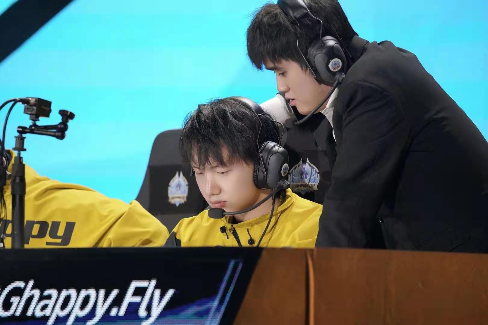 瓜主爆料：QG冬冠杯就想放弃Fly，和林教练无关，已向KPL递交培养杰杰的申请！