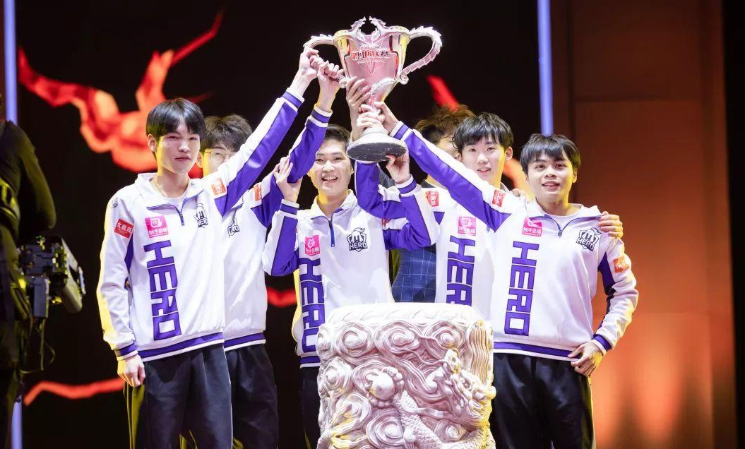 历届KPL冠军战队现状，有两只队伍已经消失，AG依旧人气顶流！
