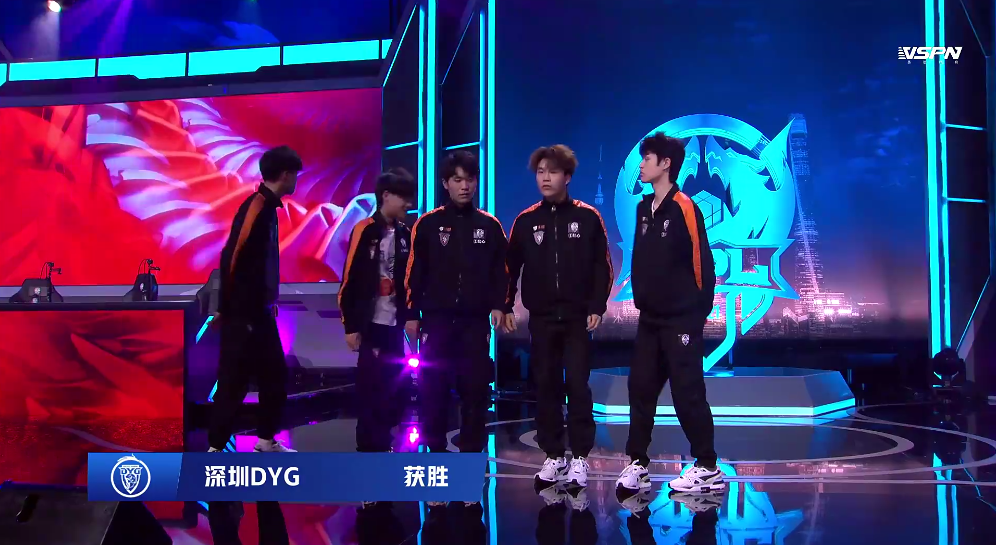 萧玦百里守约“太离谱”，小义露娜“极限守家”，DYG3-0零封LGD！