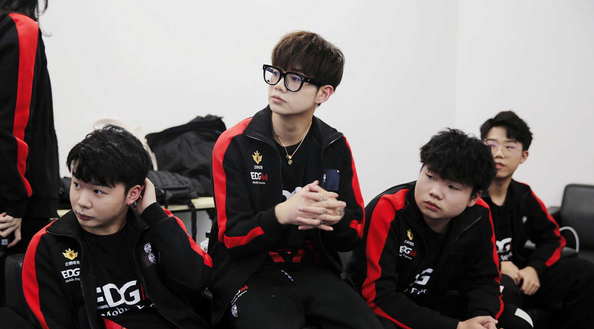 MTG再次零封KPL战队，MTG全胜晋级A组，KPL战队为何不如MTG？