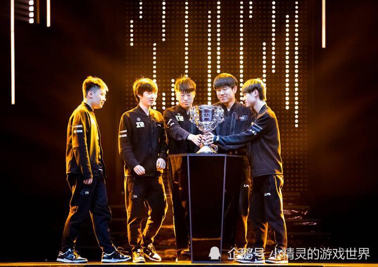 RNG夺冠，Ning王指出FPX的两个不足，第一局能赢是靠运气