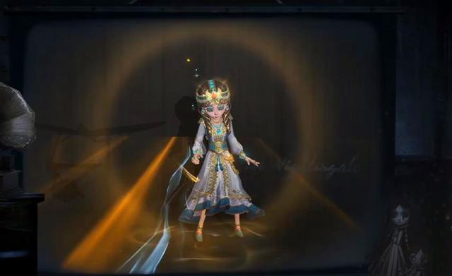 第五人格：三款皮肤内录公布，咒术师紫皮黑纱设计直接变秋裤