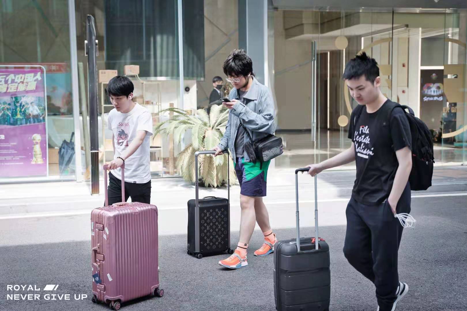 RNGM彻底“舍弃”Cat，不再随队出征，对阵QG的“生死局”首发又变了！