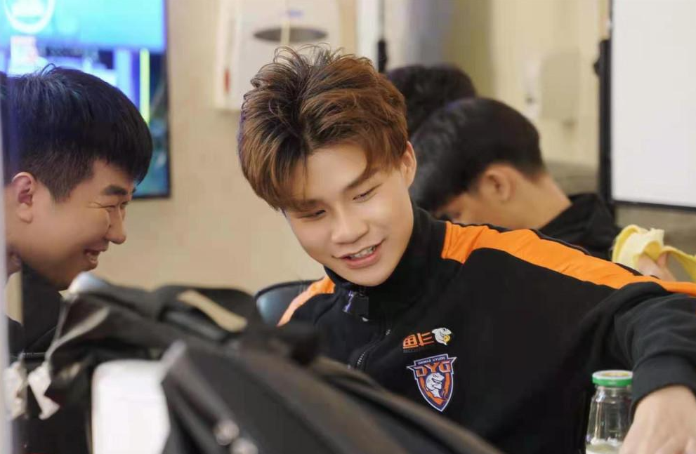 DYG3-1LGD，情川关羽有望入选KPL五大关，小义就是最配打射手的选手