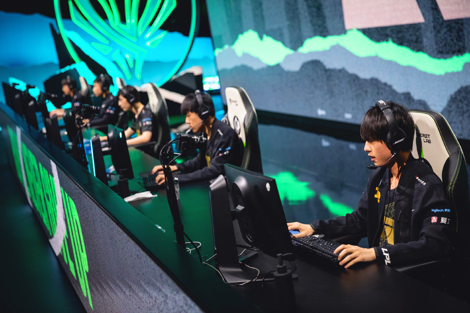 RNG输给C9，RNG暴露了哪些缺点？佐伊成命门，BAN位目前有点不够了