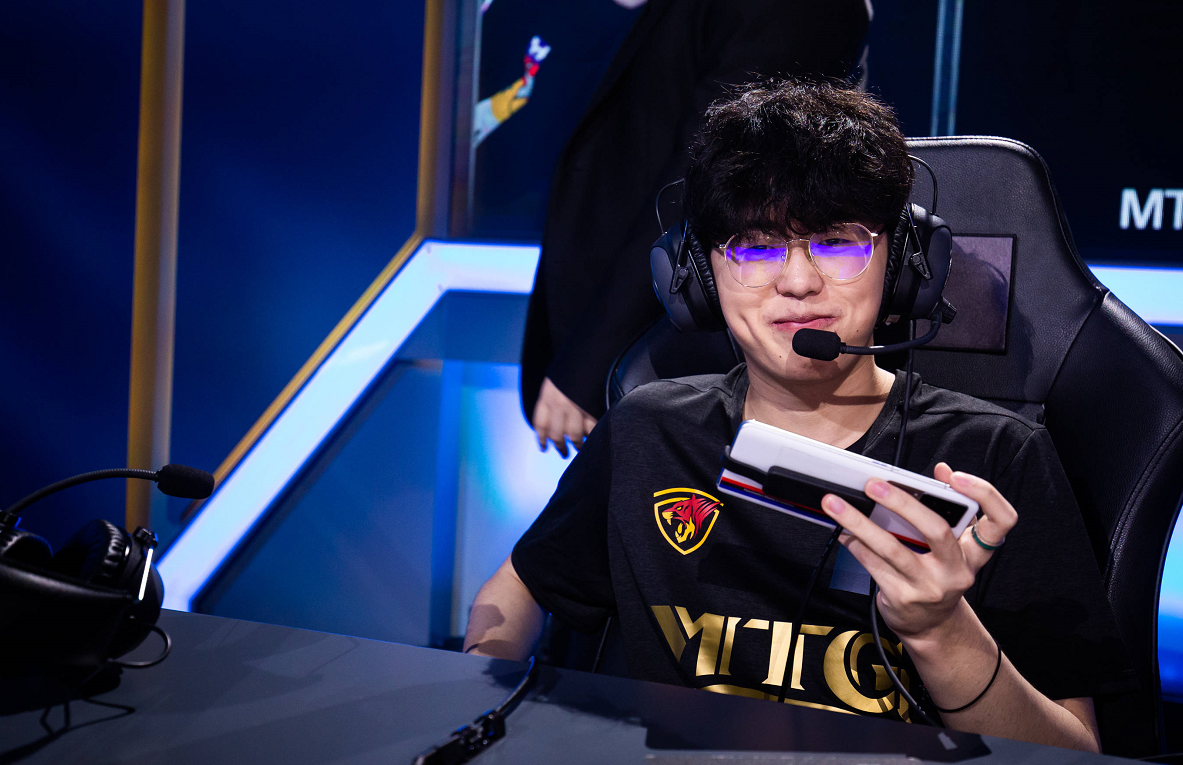 张大仙橘子皮没白吃，XYG锁定KGL总决赛，离KPL仅差一场比赛！