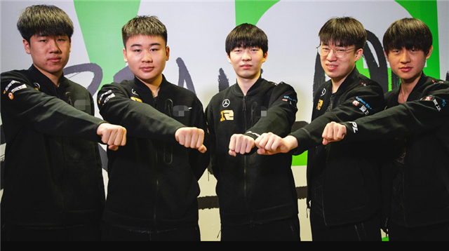 mlxg称说的话可能被粉丝喷，但还是要说：rng有两位队员比不上psg