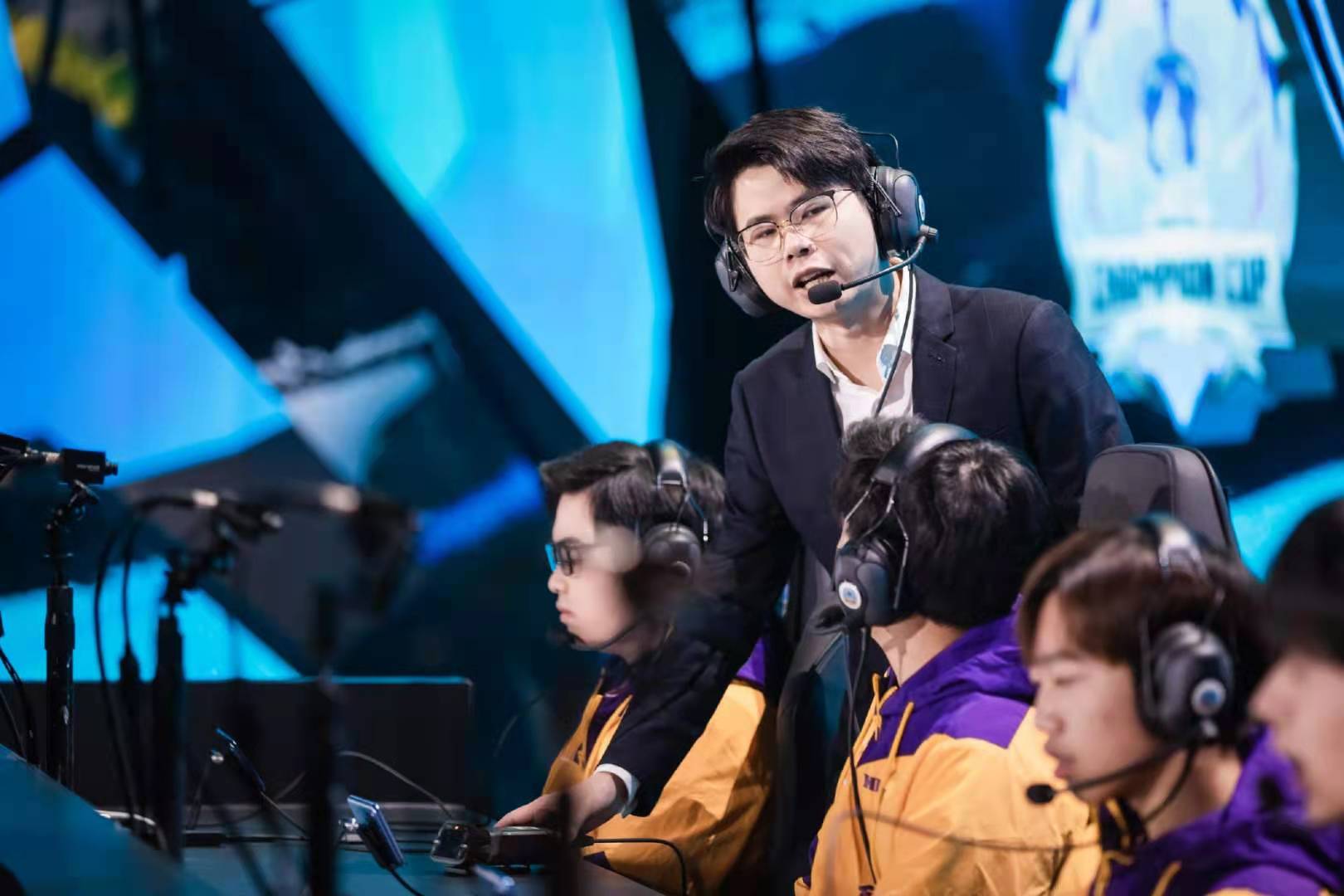 eStar斩获小组第一，SK深夜发文：久哲，我们又见面了，内心还是有点“恐惧”的！